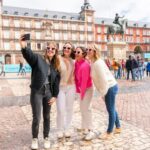 Madrid: Professional photoshoot at The Royal Palace - The Itinerary in Detail