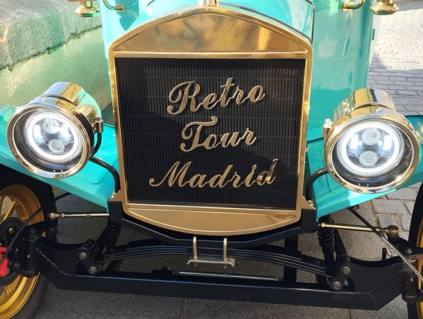 Madrid Retro Tour - 90 min - heart of the city and also modern Madrid. - Analyzing the Value and Experience