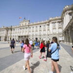Madrid: Royal Palace Expert Guided Tour with Skip-the-Line - Key Points