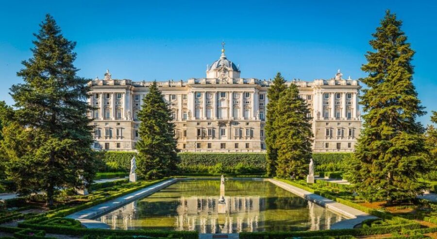 Madrid Royal Palace & Prado Museum + hotel pick-up & tickets - The Art Odyssey at Prado Museum