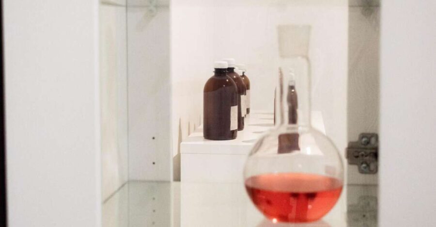 Madrid: Secret Surgery Escape Room Game - Puzzles & Challenges: A Test of Wits