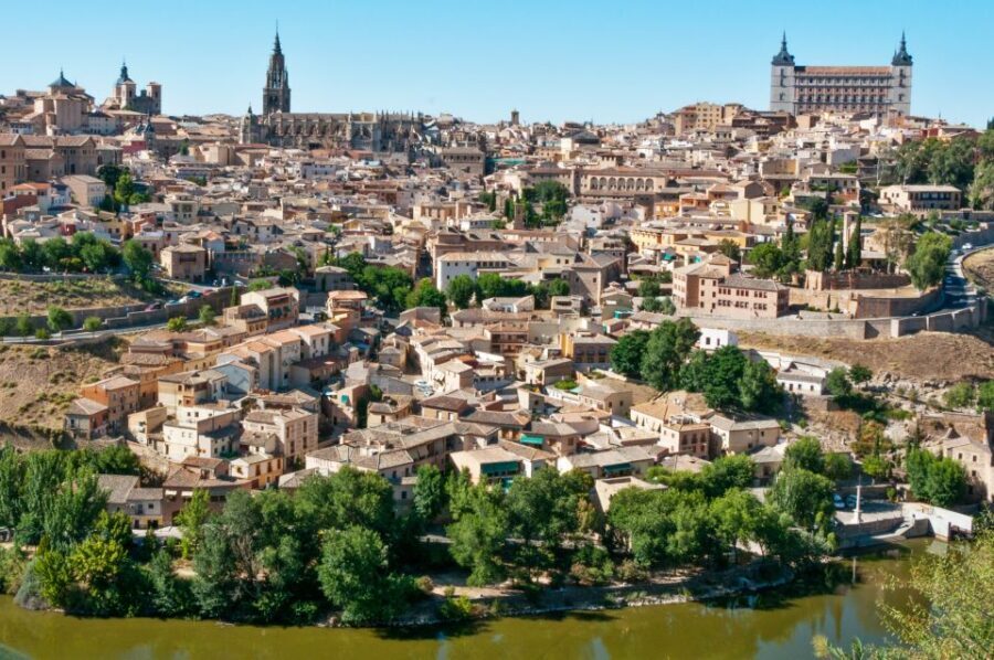Madrid: Segovia and Toledo Tour, Alcazar, and Cathedral