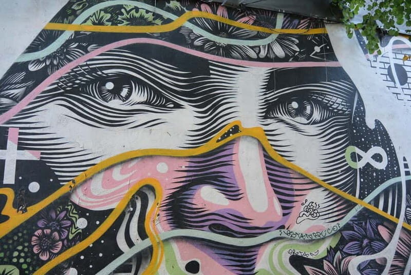 Madrid Street Art Tour & visit a local artist Studio - What Makes This Tour Valuable?