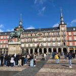 Madrid: stroll through the Austrias neighborhood option visit Prado Museum - Key Points