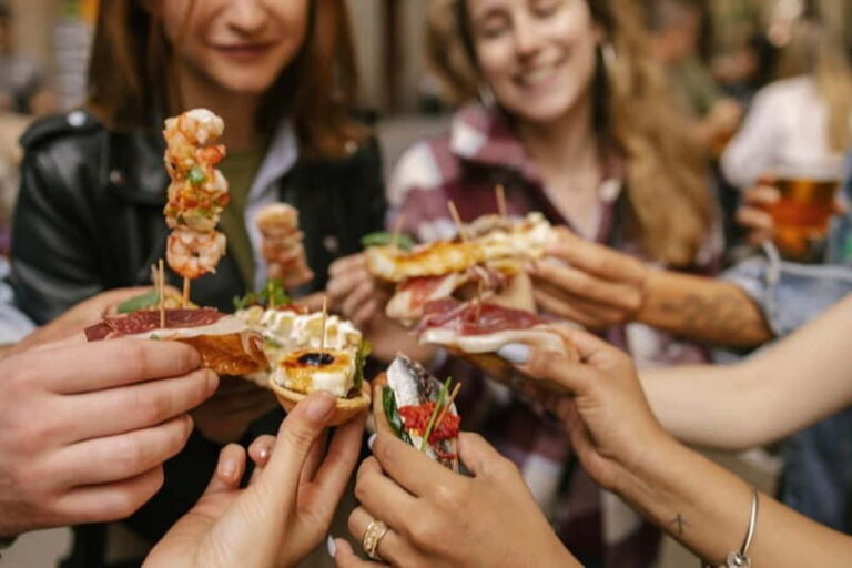 Madrid: Tapas Tasting Tour with Drinks and a Local Guide - The Value of the Experience