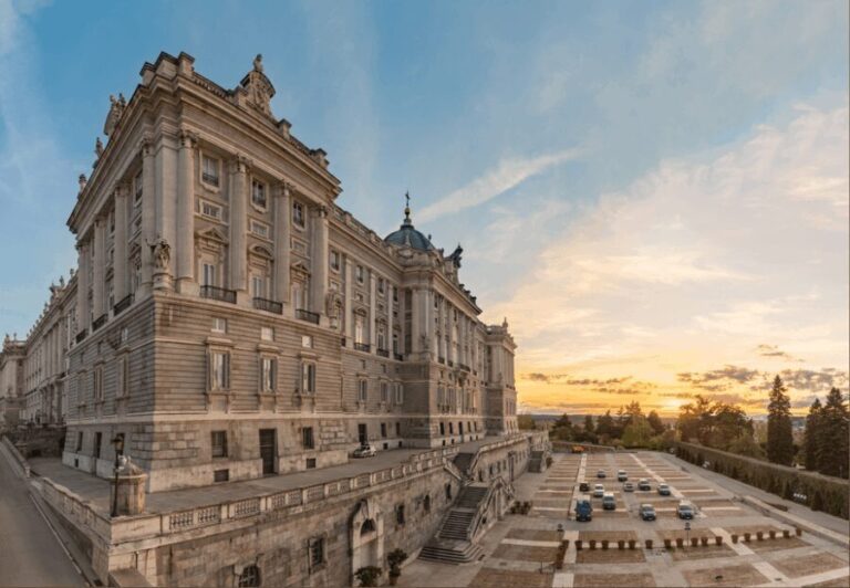 Madrid: The Royal Palace Skip-the-line Guided Tour - The Experience Inside: Highlights and Impressions