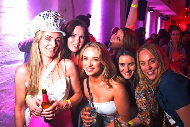 Madrid: Top Pub-Crawl with Drinks and Nightclub Entry - What Makes This Tour Stand Out?