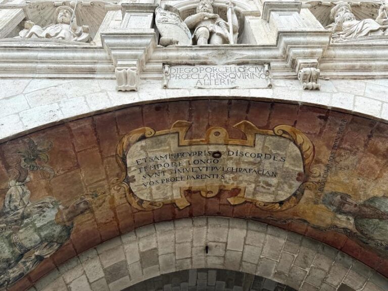 Madrid: Tour to Burgos, Vivar del Cid, Monastery of Cardeña, Cid Campeador - FAQ