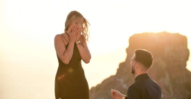 Magical Proposal Photoshoot in Santorini - Who Will Love This Experience?