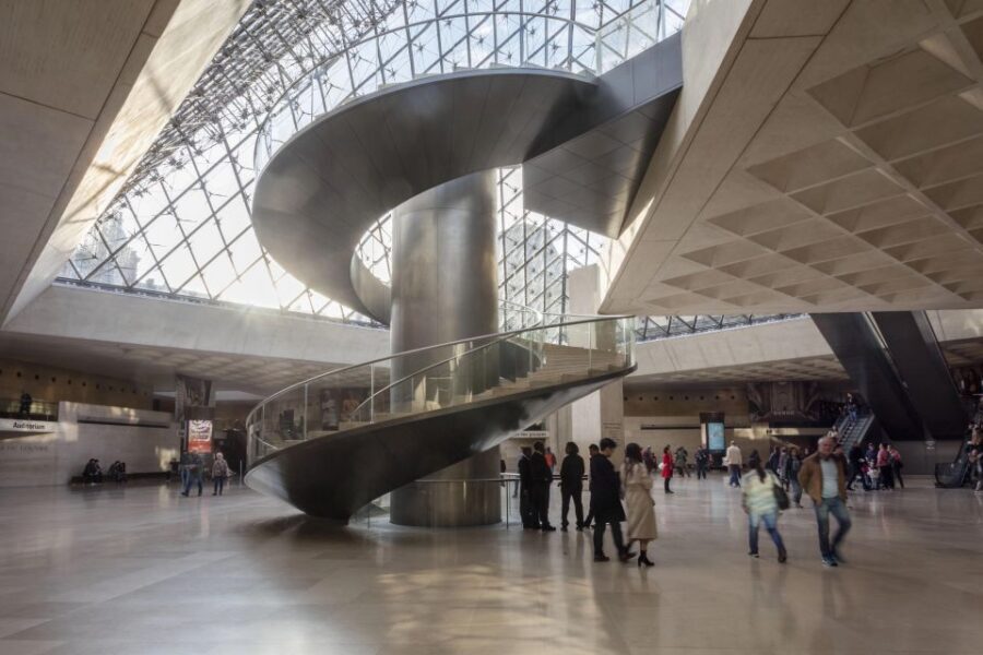 Magnificent tour of the Louvre + Mona Lisa pass - An in-depth look at what this tour offers
