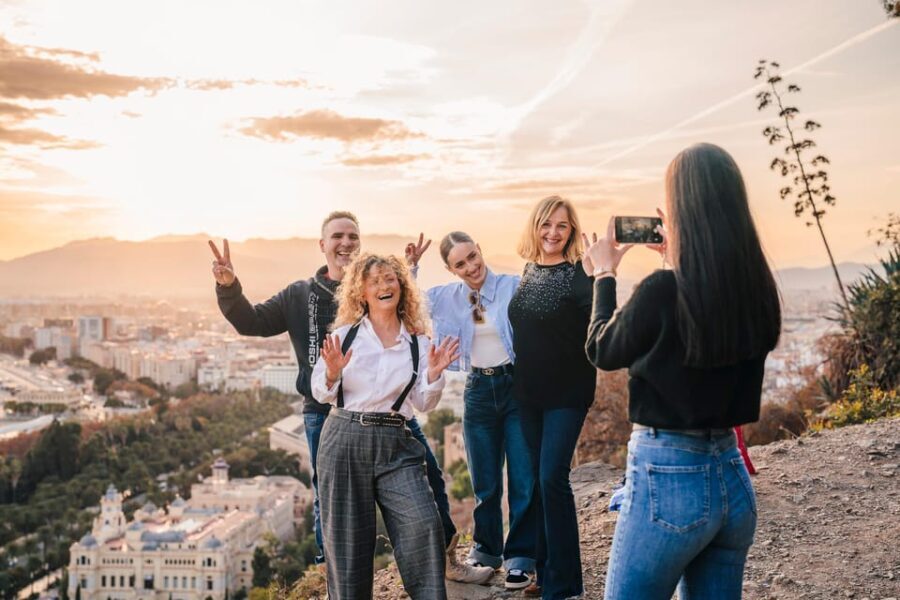 Málaga 2-Hour TukTuki Tour: Private Experience - Breaking Down the Itinerary