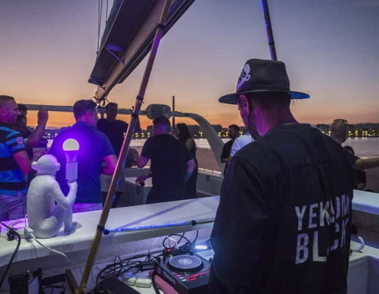 Malaga: Catamaran Sunset or Night Cruise w/ Live DJ & Drink - The Authentic Experience