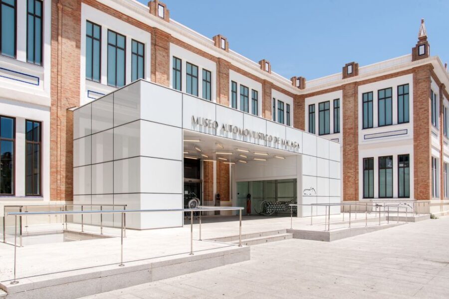 Málaga: Museo del Automóvil y la Moda Ticket - What Makes the Malaga Automobile and Fashion Museum Special?
