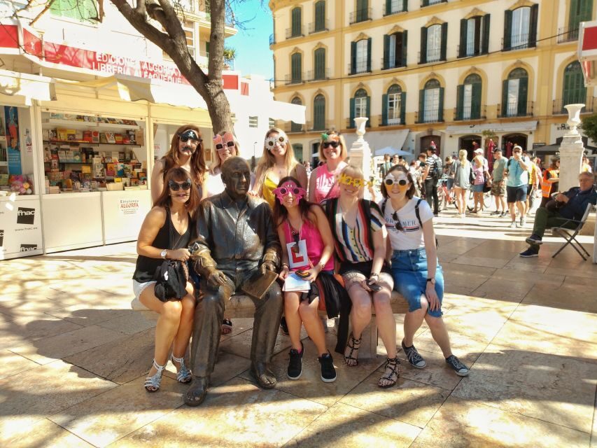 Málaga: Private Sightseeing Treasure Hunt - Itinerary Breakdown