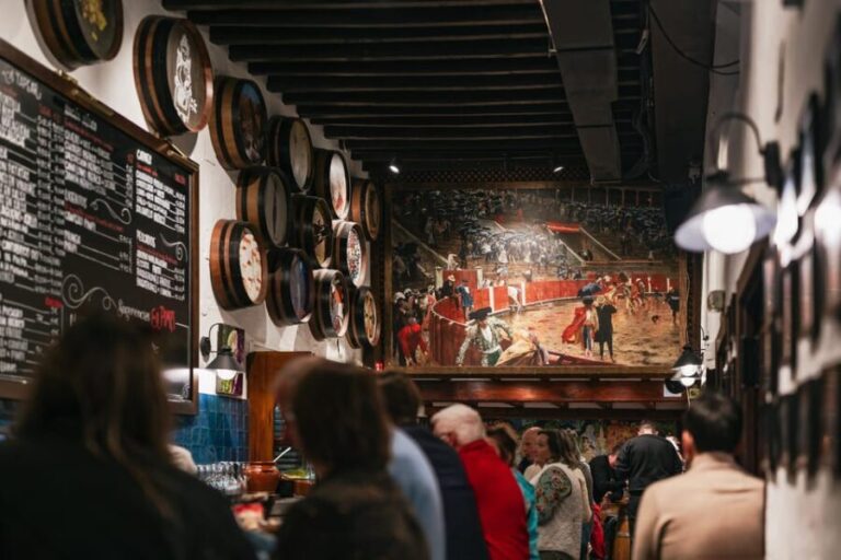 Málaga: Traditional Andalusian Tapas and Wine Tour - Breakdown of the Itinerary