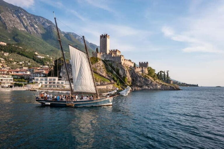 Malcesine: Panoramic Cruise on Historical Sailboat - The Experience on the Water