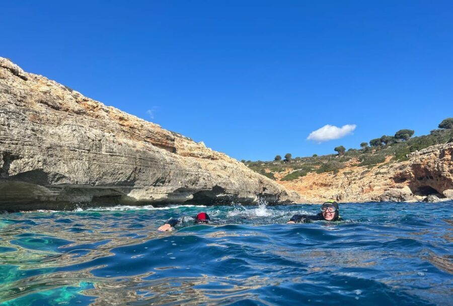 Mallorca: Aquatic Cave Exploration Guided Tour (2 languages) - Equipment and Inclusives