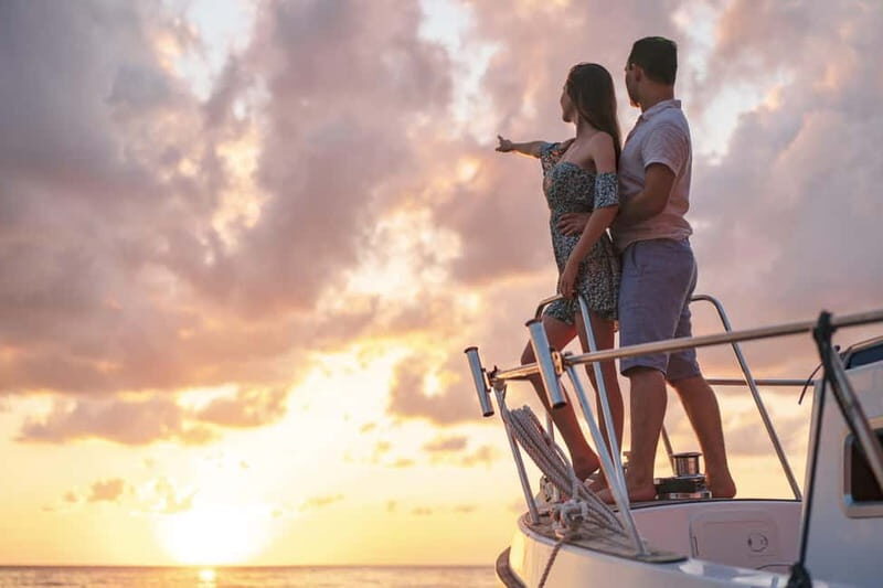 Mallorca: Candlelight Yoga Sunset Cruise for Couples - The Value of This Experience