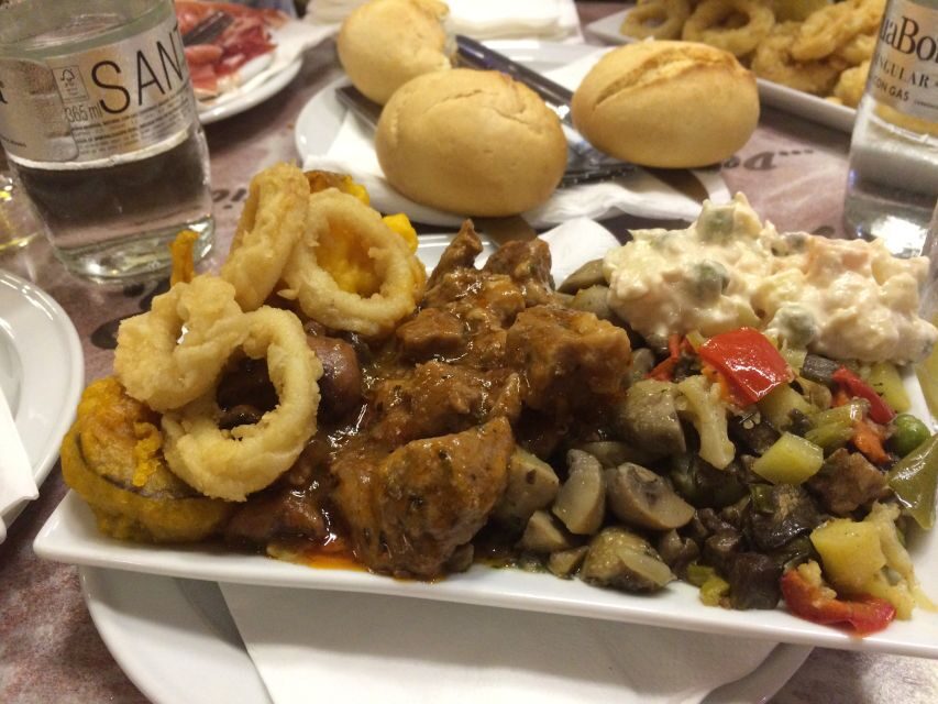 Mallorca: Dinner Experience with the Famous "Paella Man" - Who Will Enjoy This Experience the Most?