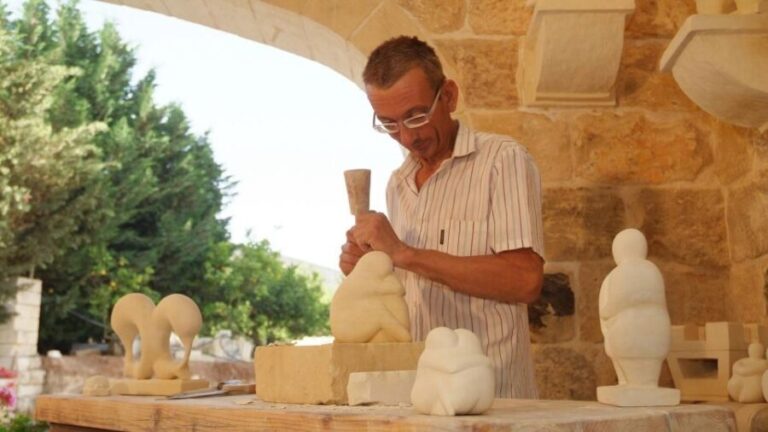 Malta: Prehistoric Temples, Limestone Heritage & Blue Grotto - Exploring Malta’s Prehistoric Temples