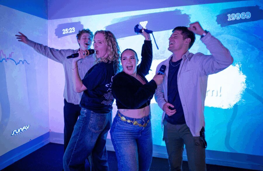 Manchester: Trax Social Music Quiz Experience - Who Should Consider This Experience?