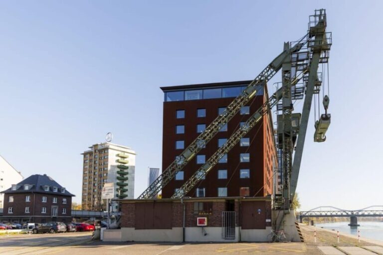 Mannheim, guided walking tour: Industrial culture at the commercial port - Who Should Consider This Tour?