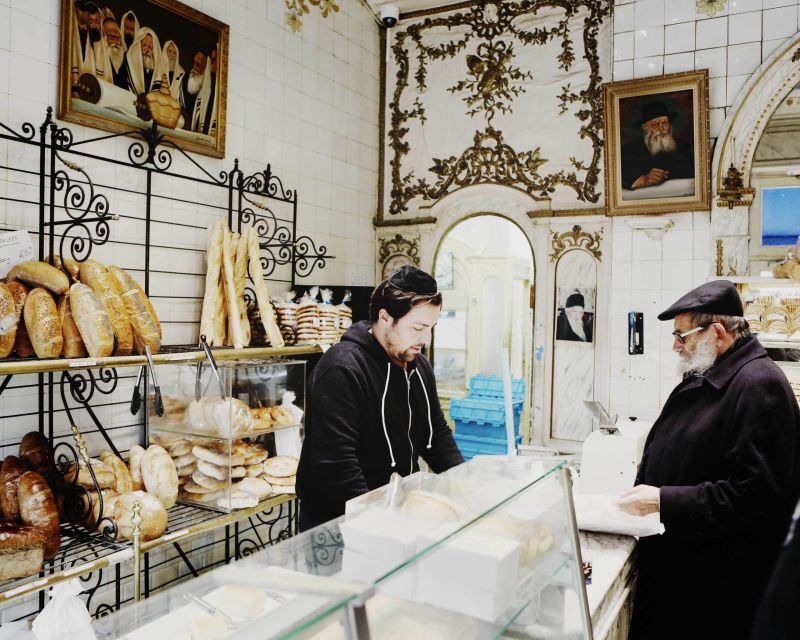 Marais District of Paris Guided Walking Tour - The Architectural Tapestry