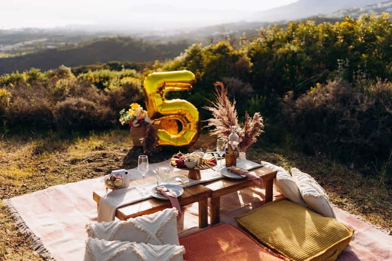 Marbella: Private Luxury Pop-Up Picnic - What Makes This Experience Stand Out?