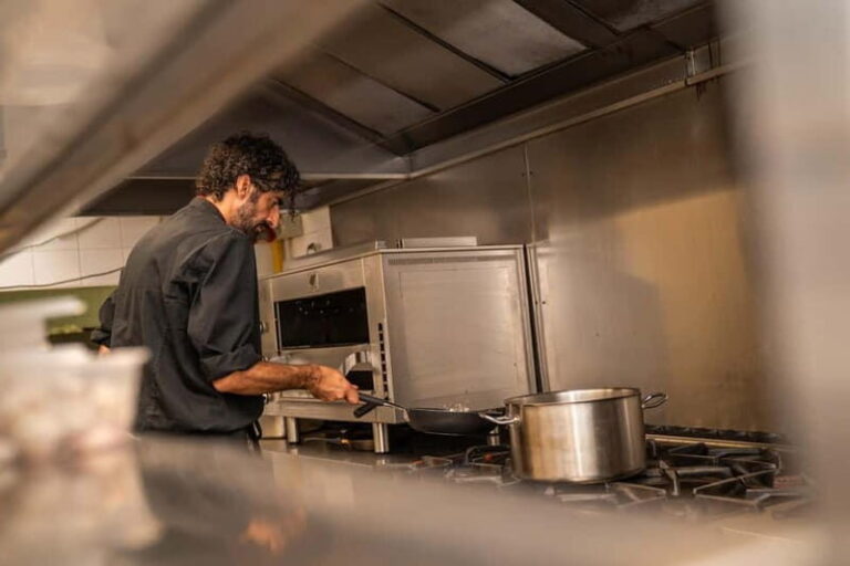 Market Tour+ cookin Class with a Roman Chef Shop-Cook-Eat! - What Travelers Are Saying