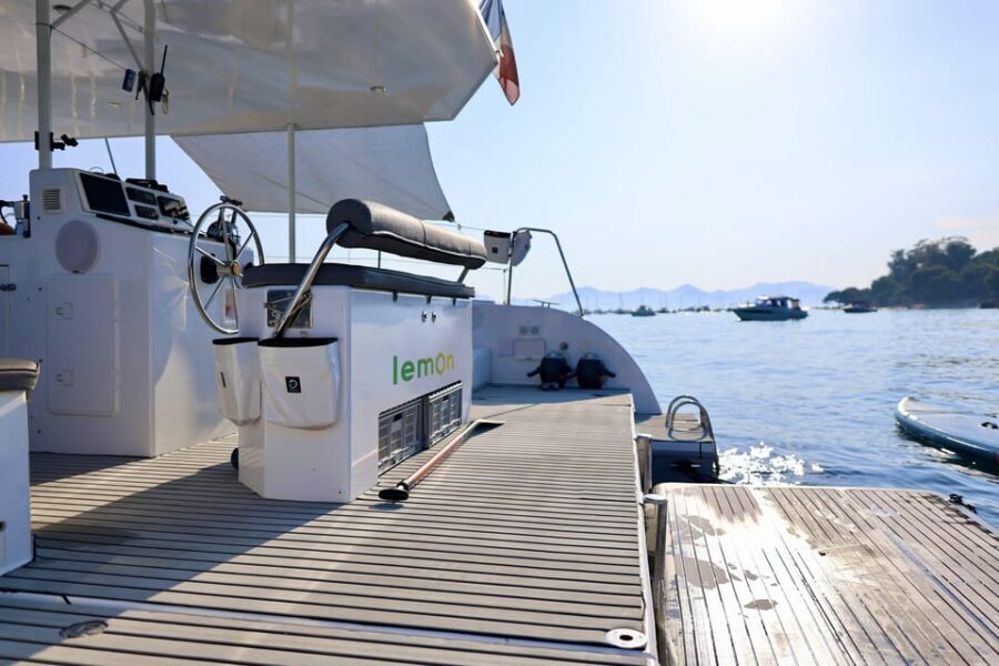 Marseille: Sunset Catamaran Tour with Stand-up Paddle & Wine - Practical Tips and Considerations