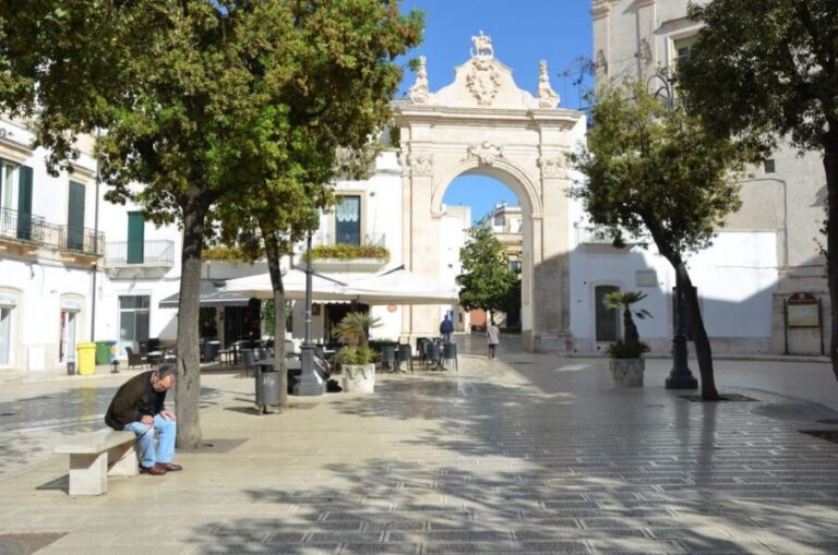 Martina Franca: Baroque-Style Tour with Bocconotti Tasting - The Masterpiece: Basilica di San Martino