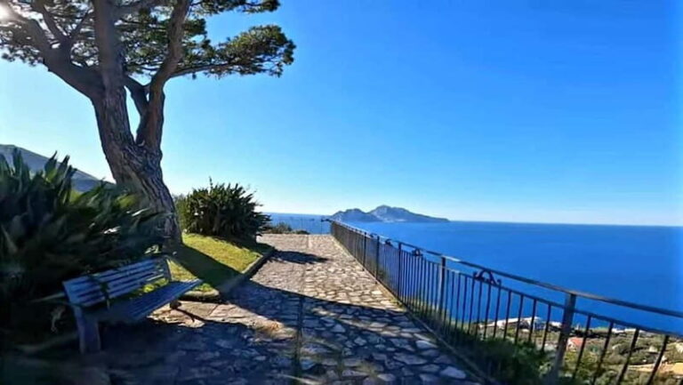Massa Lubrense: Two Coasts Tour with a Private Driver - Itinerary Breakdown