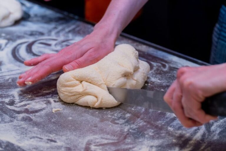 Matera: Breadmaking Workshop in a Local Bakery - Who Will Enjoy This the Most?