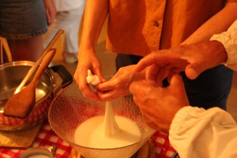 Matera: Mozzarella and Cheese tasting with a Cheesemaker - Who This Tour Is Best For