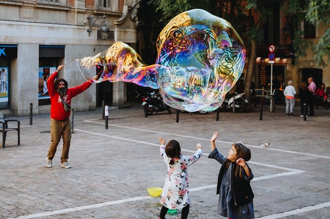 Max 6 People Full-Day Tour Barcelona, Sagrada Familia, Parc Guell - Key Points