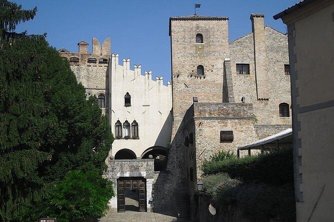 Medieval castles walled towns, Renaissance villas, ceramic, south Euganean Hills - What This Tour Means for You