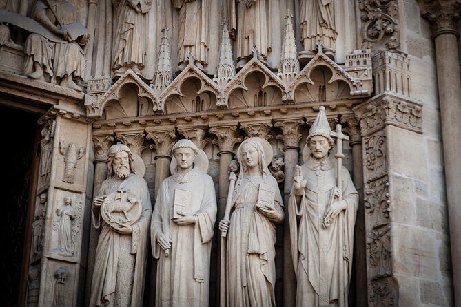 Medieval Paris: Notre Dame, Sainte Chapelle and Conciergerie - Authentic Experiences and Personal Touches