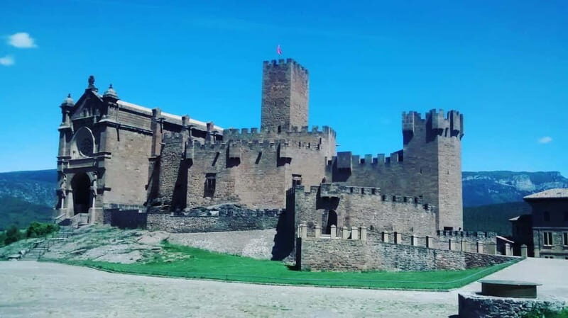 Medieval Route in Navarre: Olite, Ujué, Javier Castle, and Monastery of Leire - Why This Tour Works Well