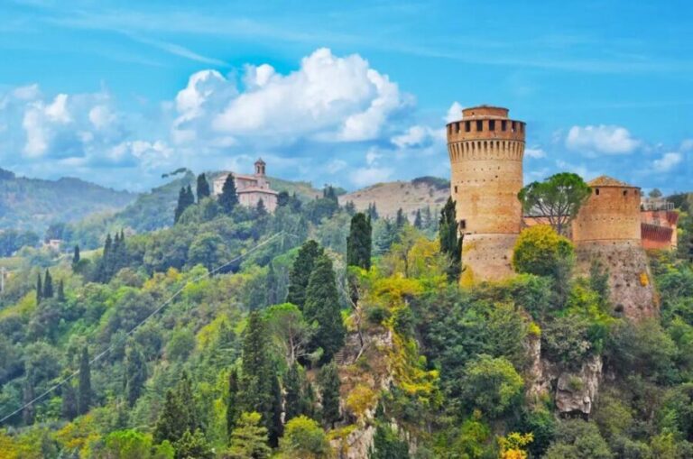 MEDIEVAL VILLAGES GETAWAY - Private Day Tour from Bologna - First Stop: Brisighella - A Medieval Treasure