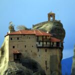 Meteora Monasteries Fully Private Day Tour with Great Lunch-Drinks Included - Visiting the Magnificent Monasteries