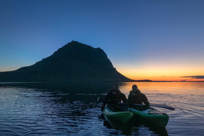 Midnight Sun Kayaking Adventure by Mt. Kirkjufell - Exploring the Midnight Sun Kayaking Adventure by Mt. Kirkjufell