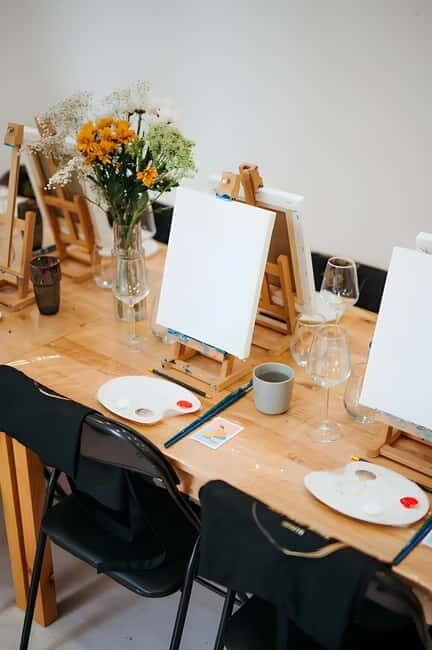 Milan: Art and Wine Painting Experience - Champagne edition - A Closer Look at the Experience