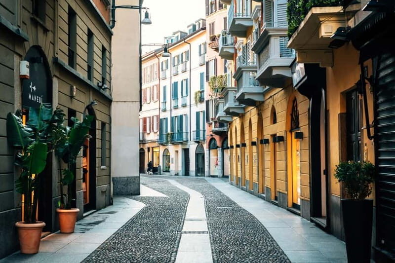 Milan: Brera District Walking Tour with Aperitivo - Why Value Is in the Details