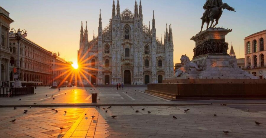 Milan: Express Walk with a Local in 90 minutes - Detailed Breakdown of the Experience