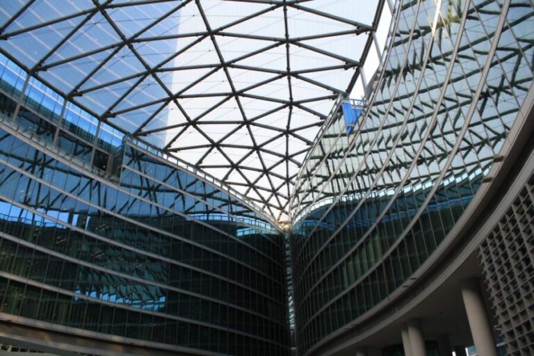 Milan: Food Tasting & Wine Experience Private Tour - Exploring Milan’s Modern Marvels