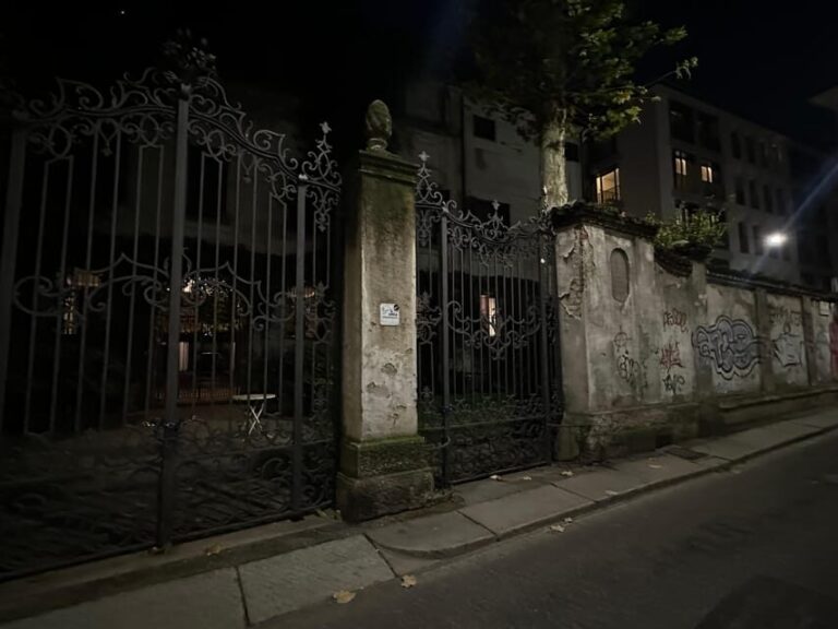 Milan: Ghosts, Mysteries, and Secrets Guided Walking Tour - Why These Stops Matter