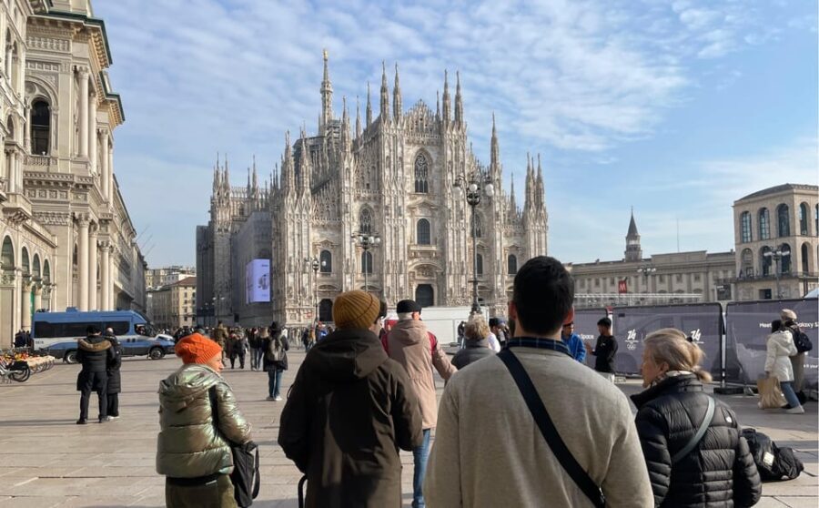 Milan: History & Street Food Tour with Wine Tasting - Key Points