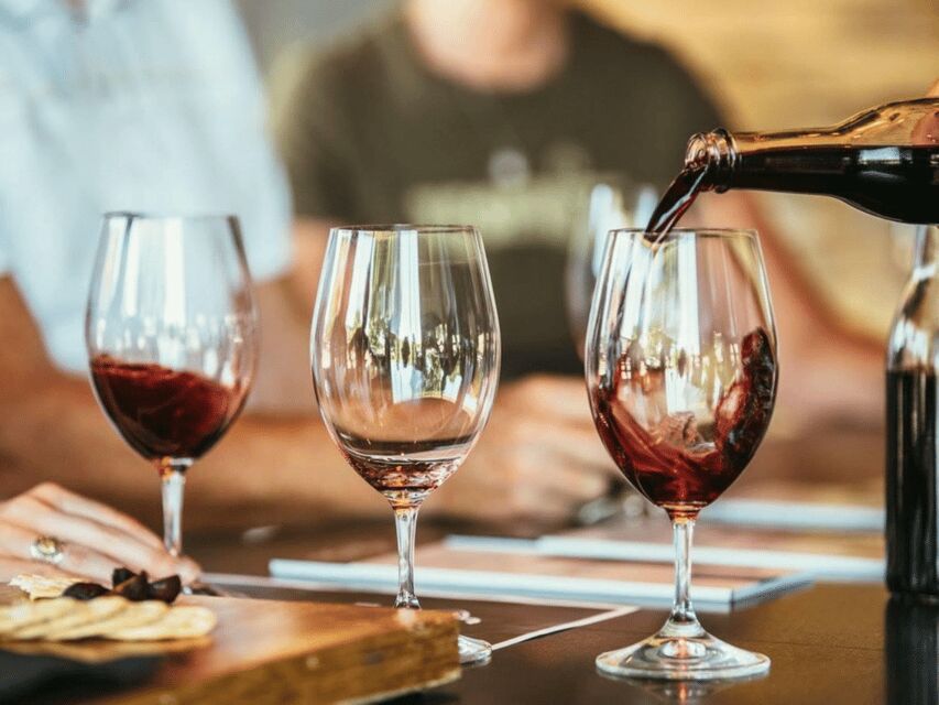 Milan: Italian Red Wine Tasting with Local Host in Terrace - What Makes This Tour Special?