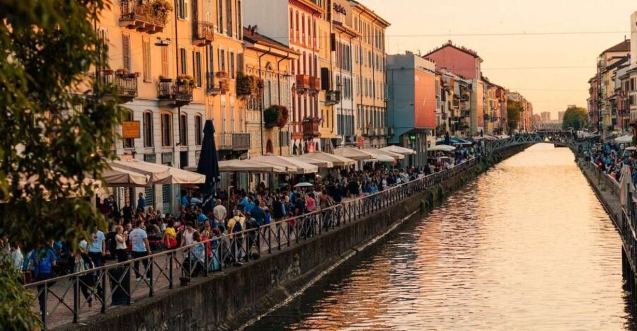 Milan: Private Navigli Neighborhood Walking Tour - Detailed Itinerary Breakdown