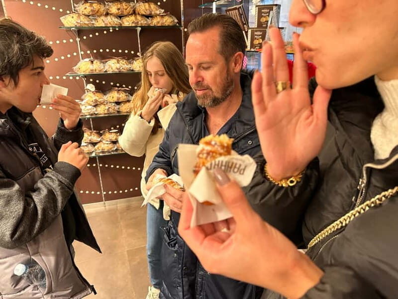 Milan: Street Food Tour with Tastings and Local Guide - Architectural Highlights and Their Connection to Food